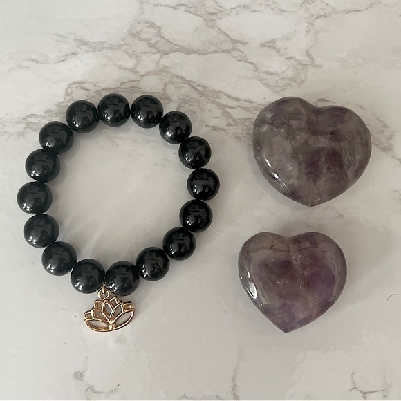 Other | New Amethyst Heart Crystals And Obsidian Bracelet Crystal ...